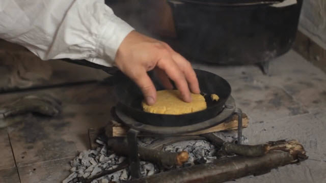 18th Century Cornbread | Savoring the Past